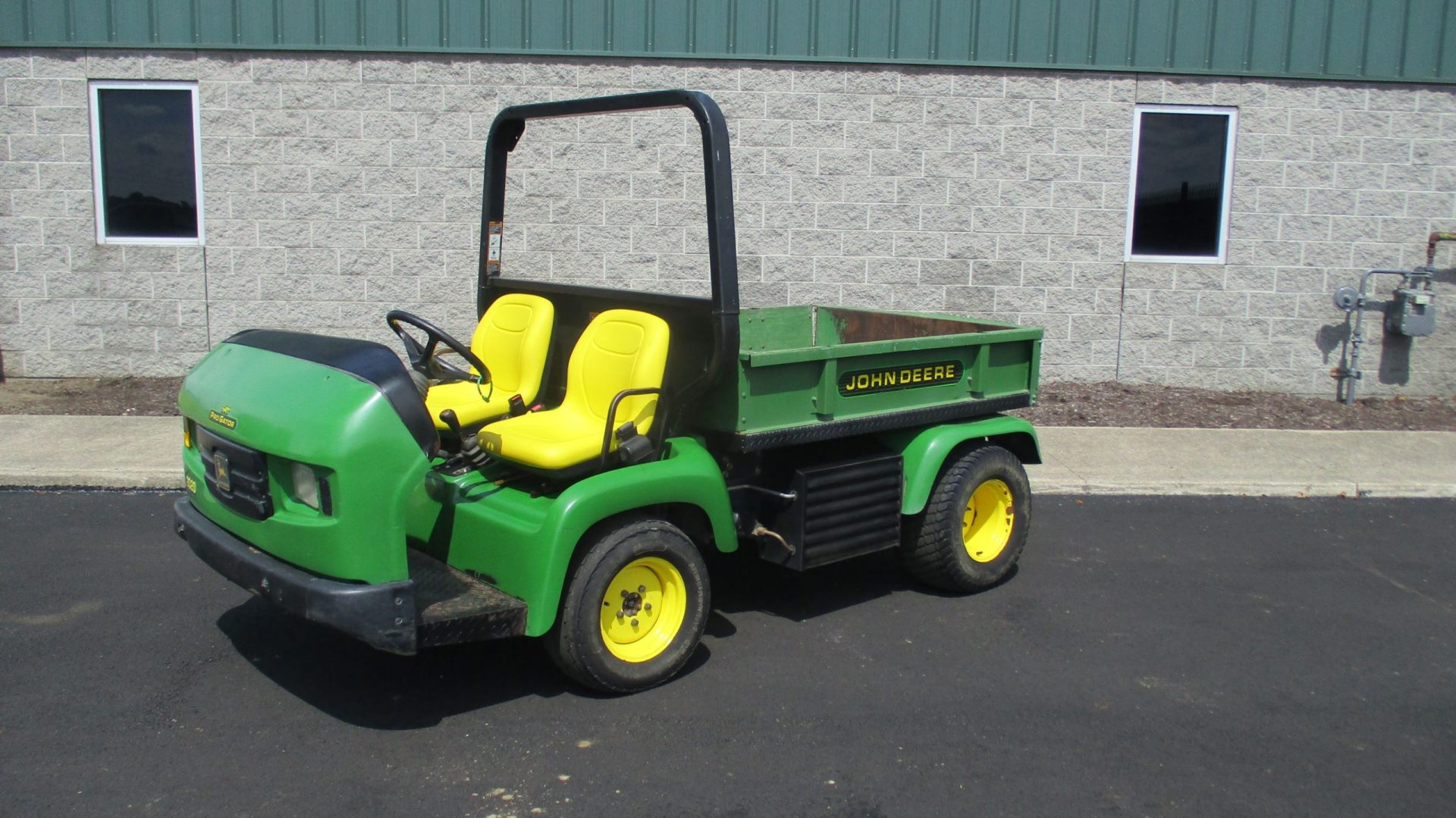 John Deere Progator 2020 Heavy Utility Vehicle – Cutter Online