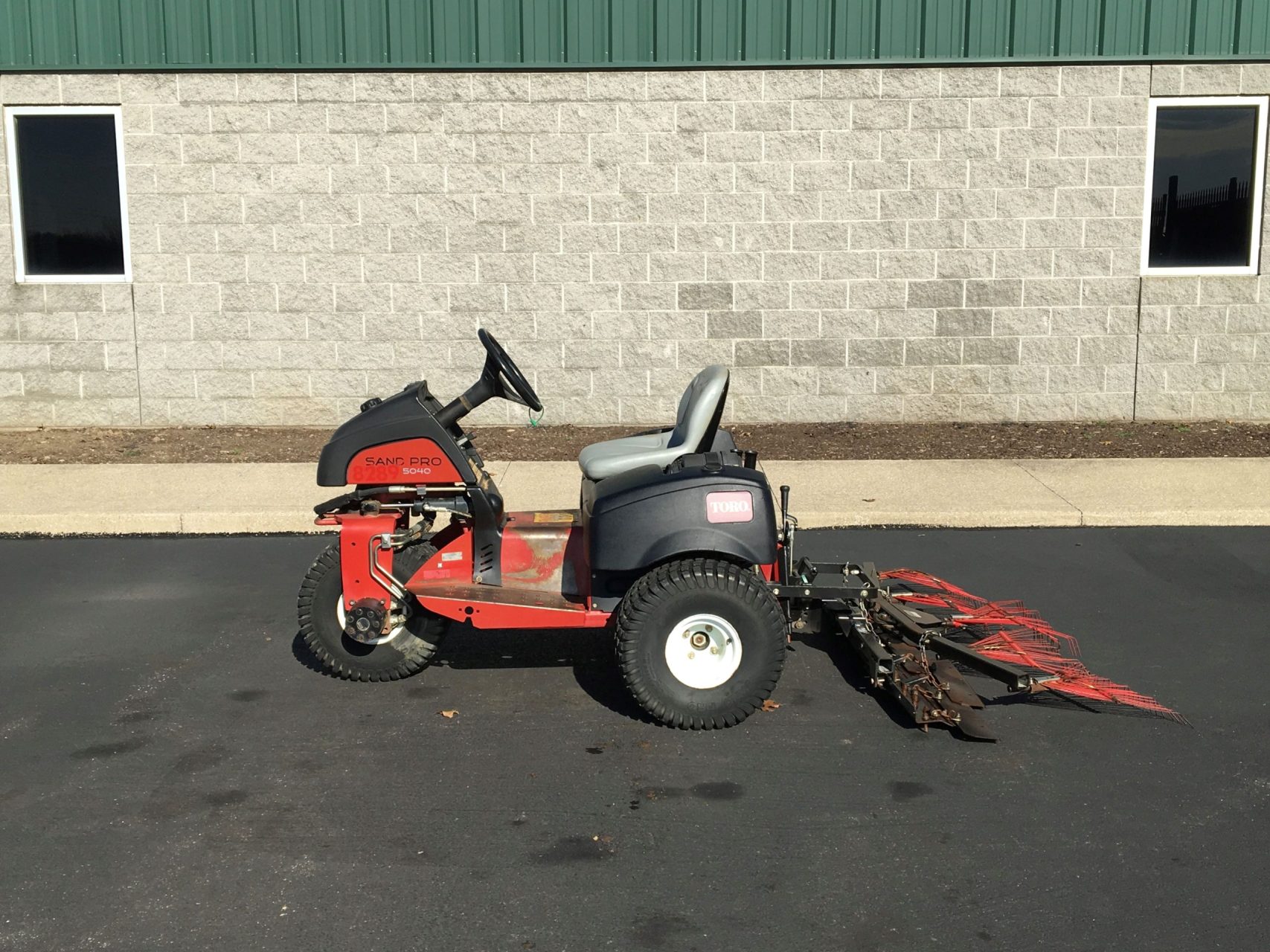 2014 TORO SAND PRO 5040 BUNKER RAKE – Cutter Online