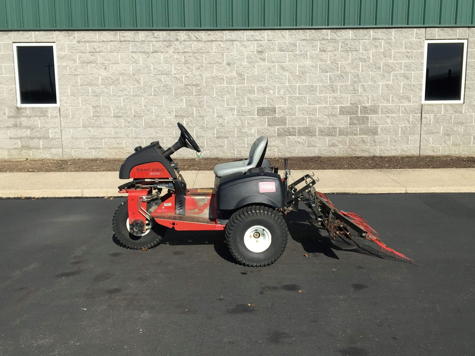 2014 TORO SAND PRO 5040 BUNKER RAKE – Cutter Online