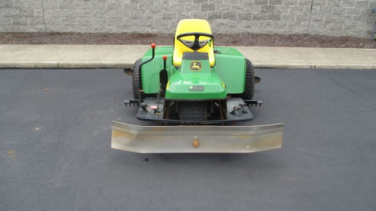 John Deere 1200A Bunker Rake - Cutter Online