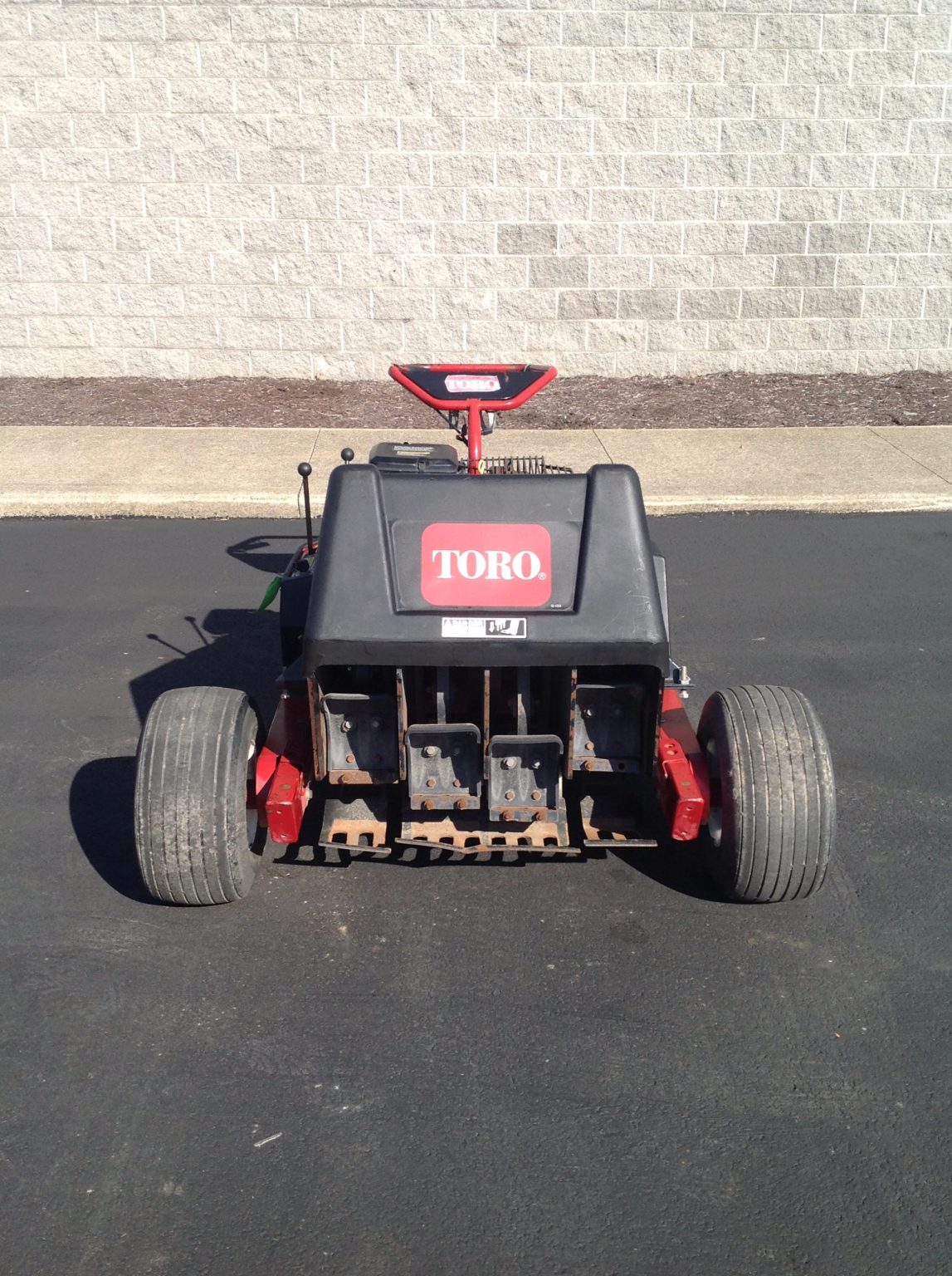 Toro Greens Aerator - Cutter Online