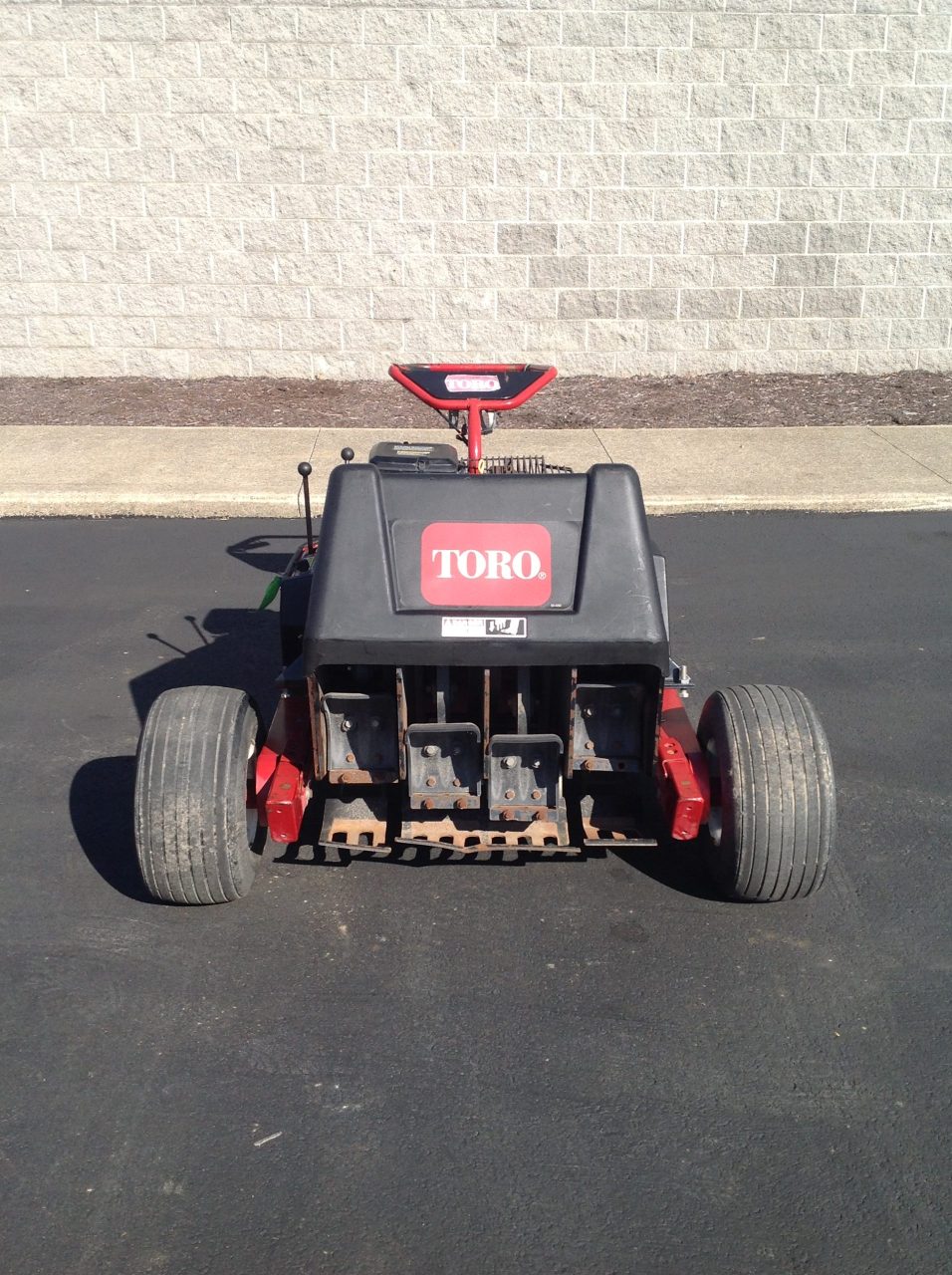 Toro Greens Aerator - Cutter Online