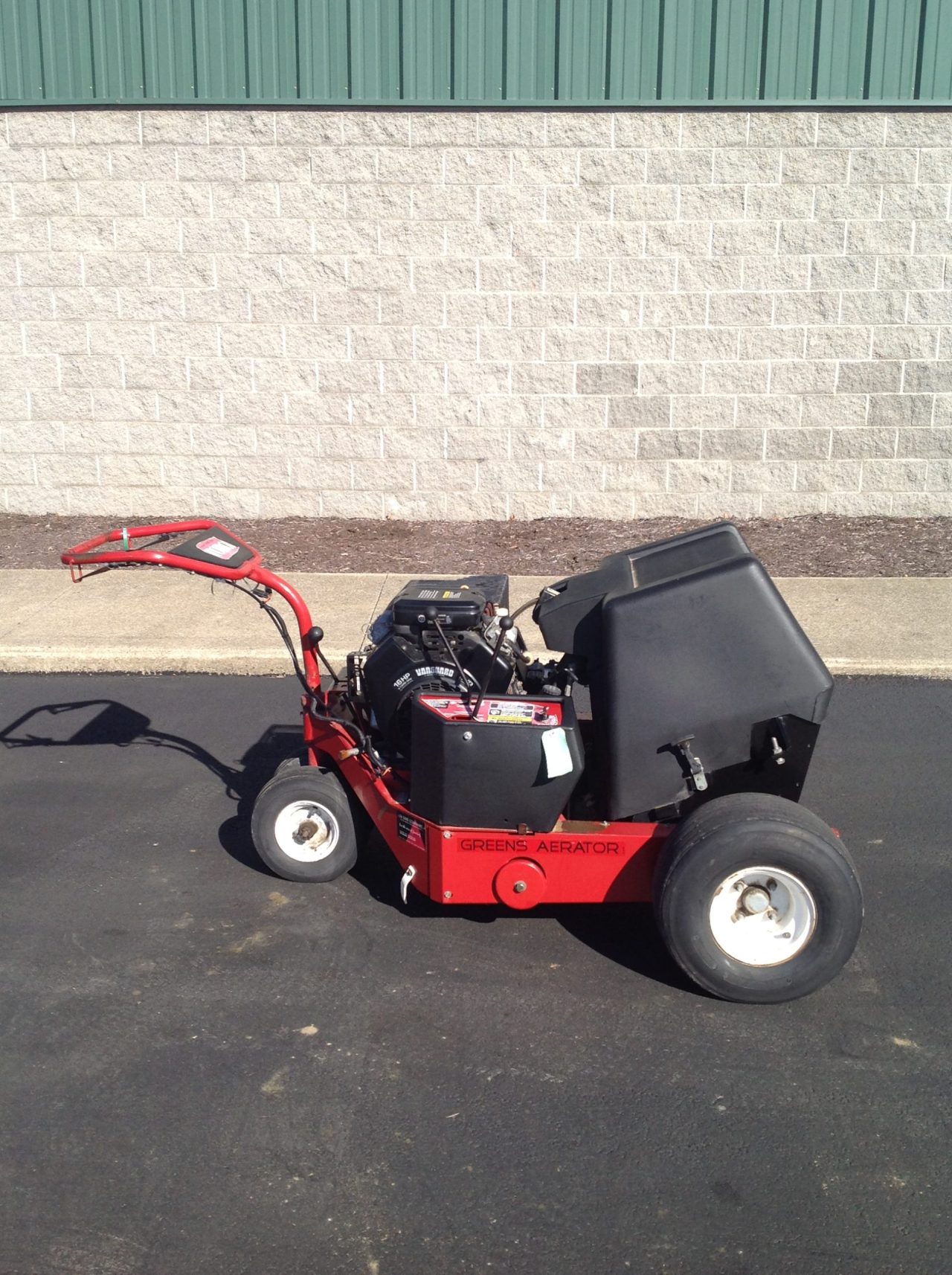 Toro Greens Aerator - Cutter Online
