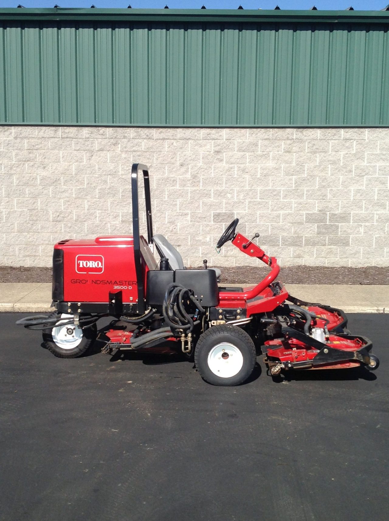 Toro Groundsmaster 3500-D Sidewinder Rotary Mower - Cutter Online