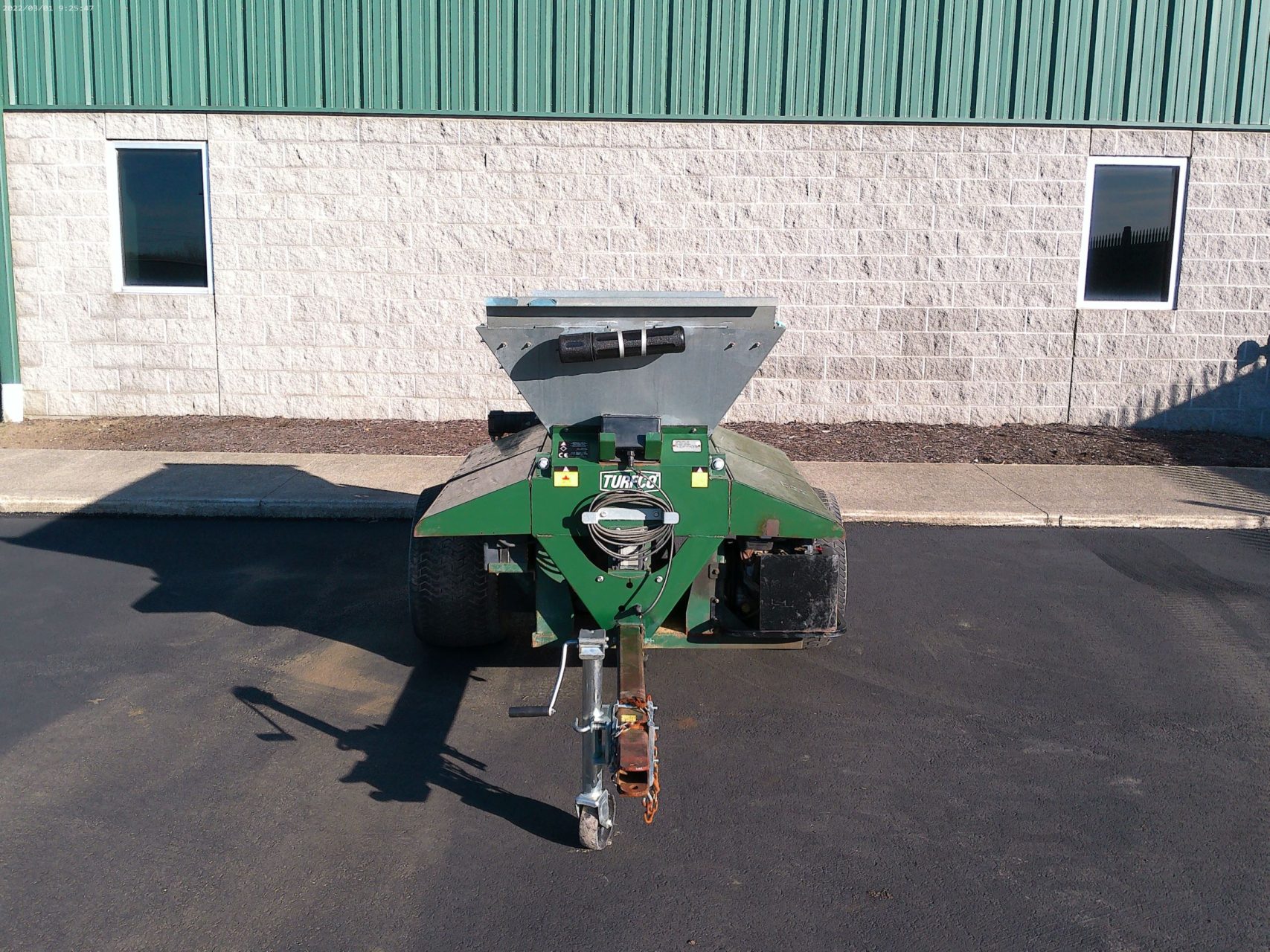 Turfco Widespin 1540 EC Topdresser - Cutter Online