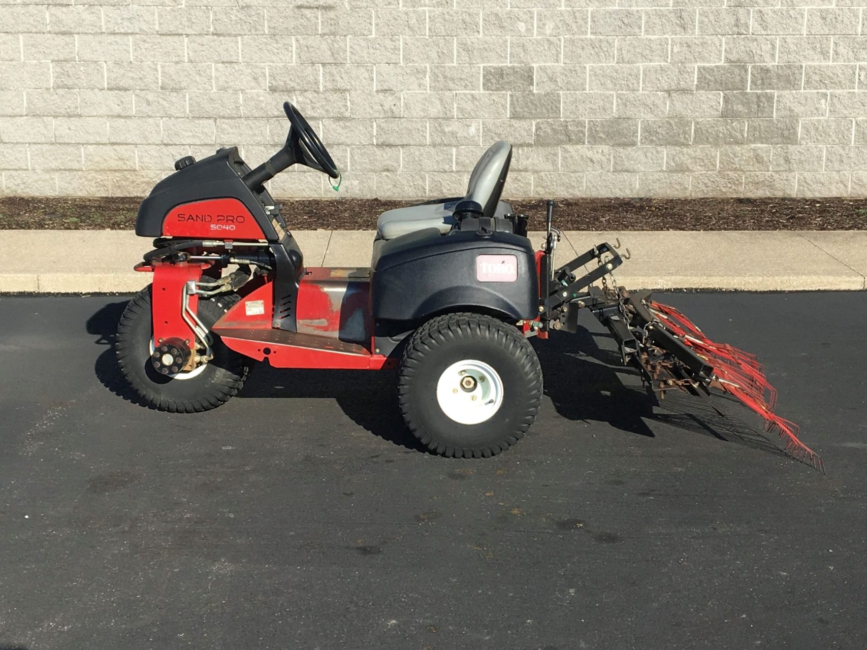 2012 TORO SAND PRO 5040 BUNKER RAKE – Cutter Online