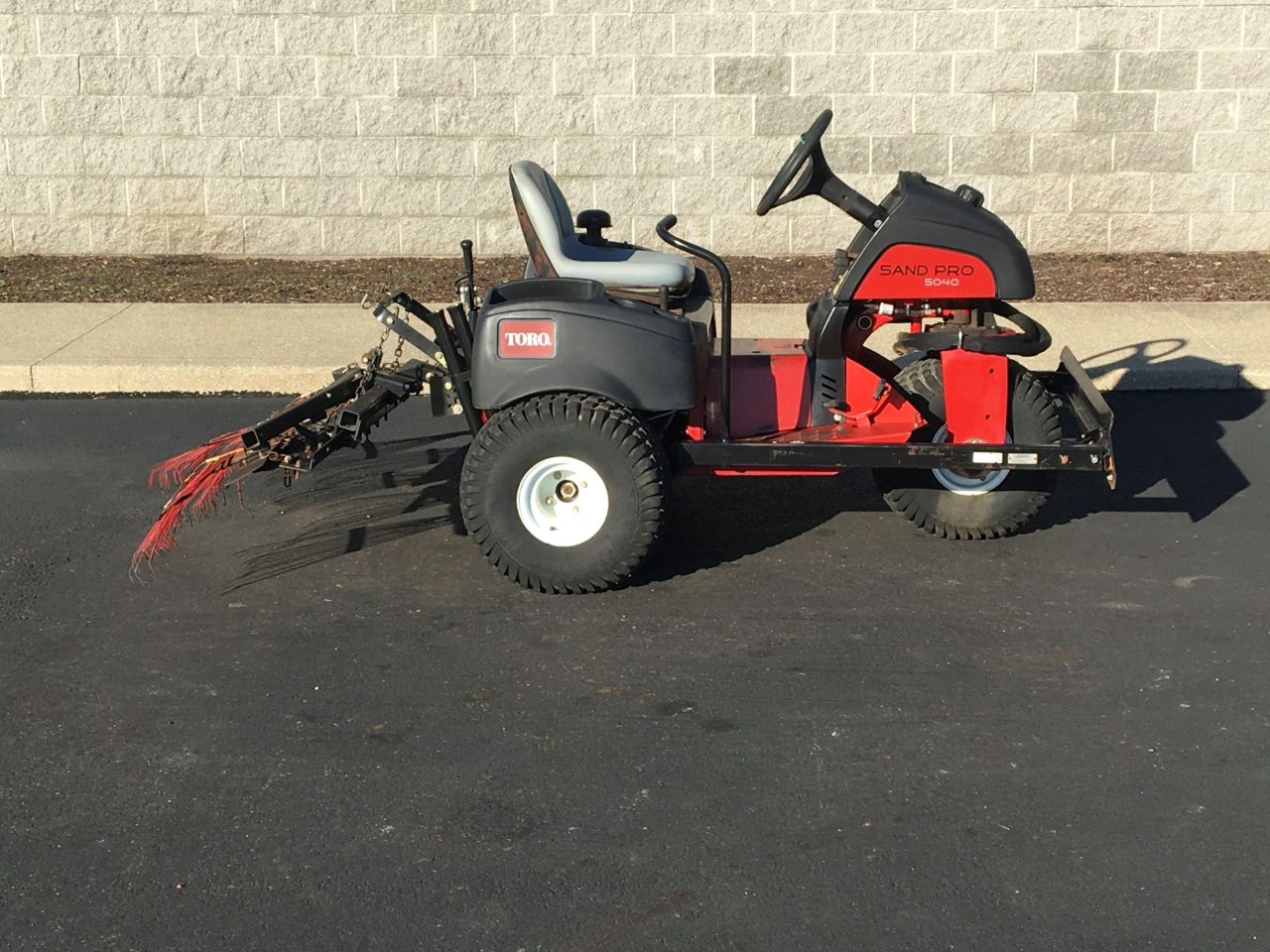 2010 TORO SAND PRO 5040 BUNKER RAKE – Cutter Online