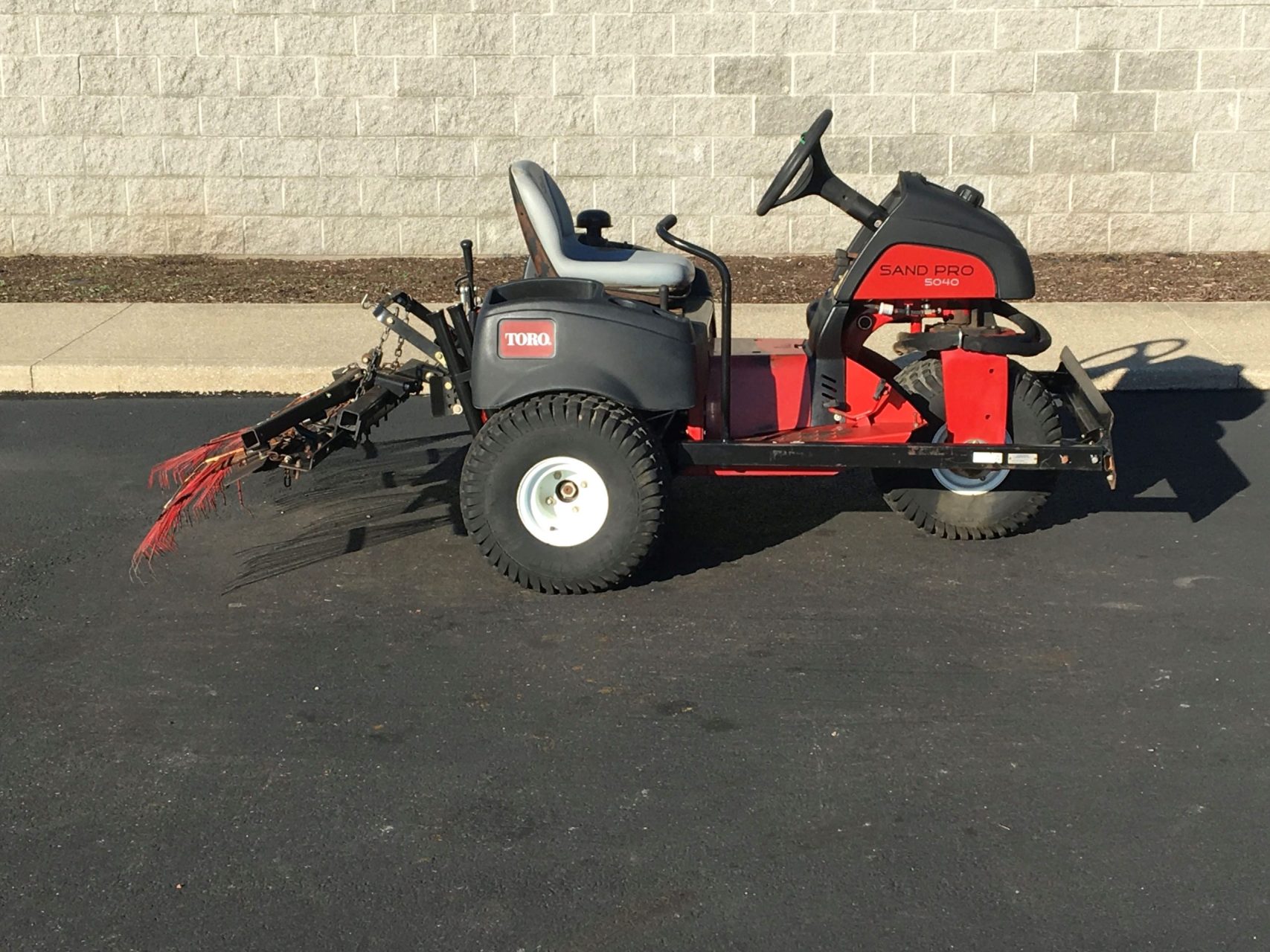 2010 TORO SAND PRO 5040 BUNKER RAKE – Cutter Online